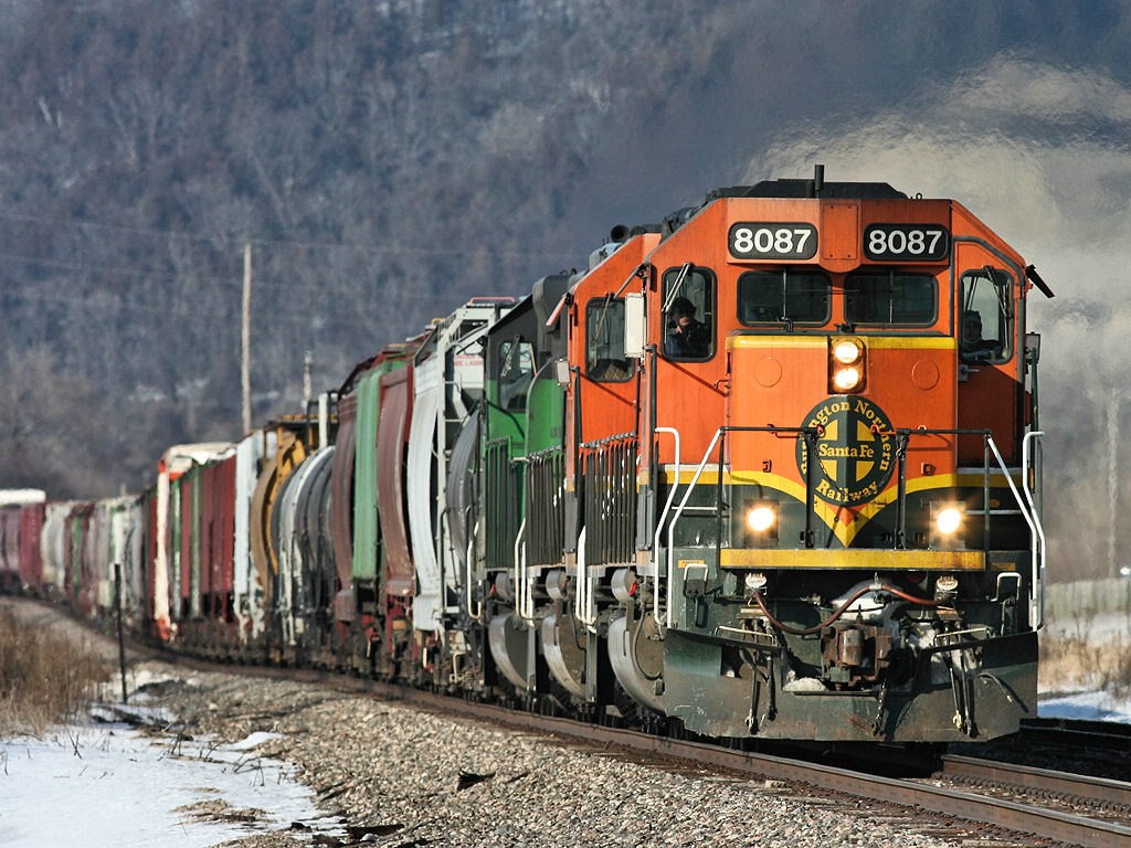 BNSF 8087